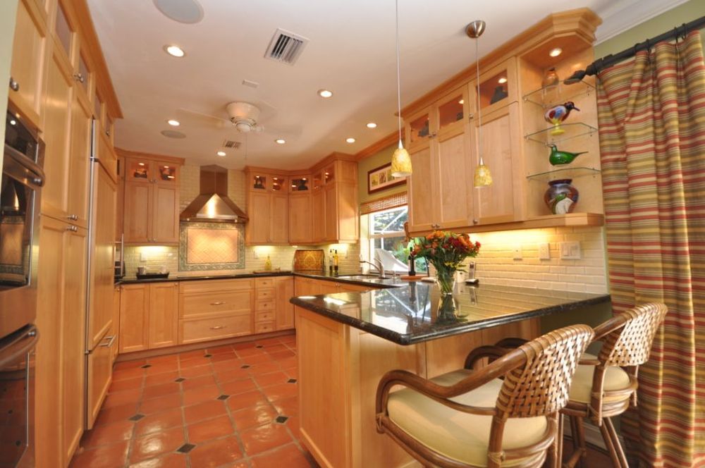MICA DESIGNS OF MIAMI - 11500 SW 120th St, Miami, Florida - Interior ...