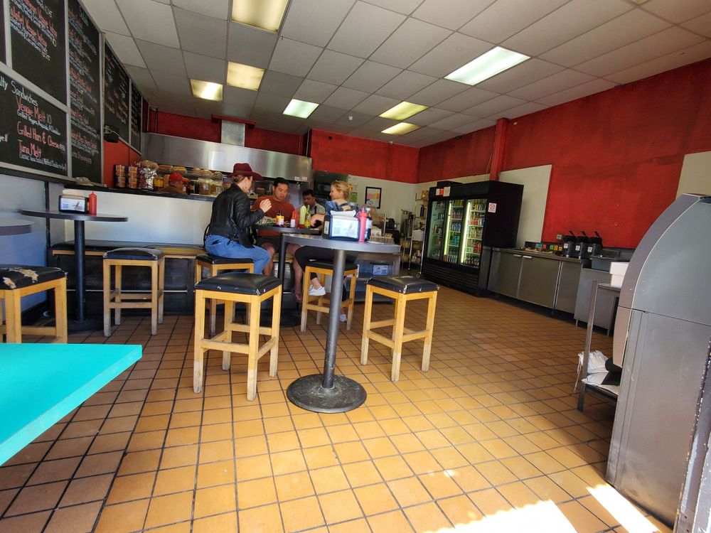 THE DELI LAMA - Updated September 2025 - 99 Photos & 128 Reviews - 150 ...