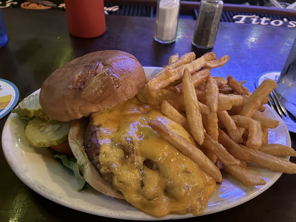 FIRST HOUSE PUB - Updated January 2026 - 39 Photos & 111 Reviews - 528 ...