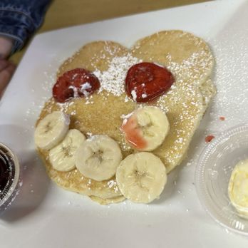 D’LICIOUS CAFFE - Updated April 2025 - 362 Photos & 346 Reviews - 581 E ...