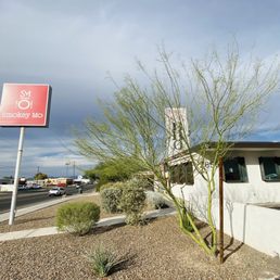 SMOKEY MO - Updated May 2025 - 472 Photos & 713 Reviews - 2650 N 1st ...