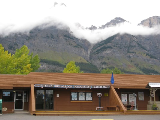 THE CROSSING RESORT - 10 Photos & 13 Reviews - Ice Field Parkway, Lake ...