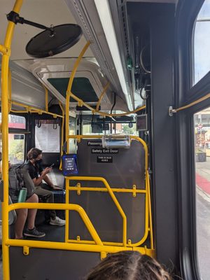 Q70 LAGUARDIA LINK SBS - Updated August 2025 - 62 Photos & 54 Reviews ...