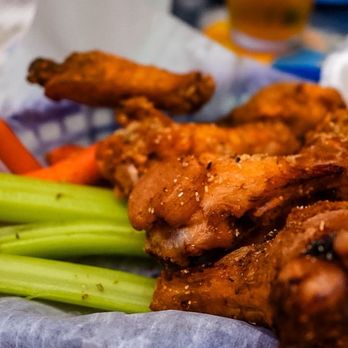 SALTY SISTERS BAR AND GRILL - Updated March 2026 - 209 Photos & 175 ...