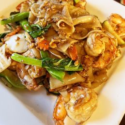 EASTERN PALACE - Updated December 2025 - 204 Photos & 178 Reviews ...