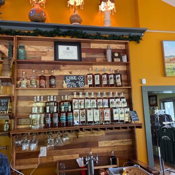 SHORT MOUNTAIN DISTILLERY - Updated December 2025 - 185 Photos & 95 ...