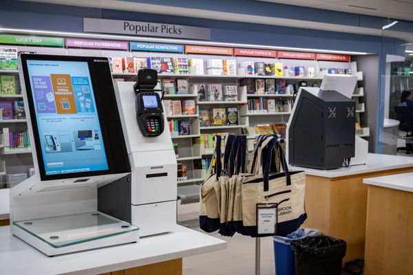 NORTHBROOK PUBLIC LIBRARY - Updated November 2025 - 48 Photos & 40 ...