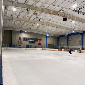 GATEWAY ICE CENTER - Updated December 2025 - 20 Photos & 42 Reviews ...