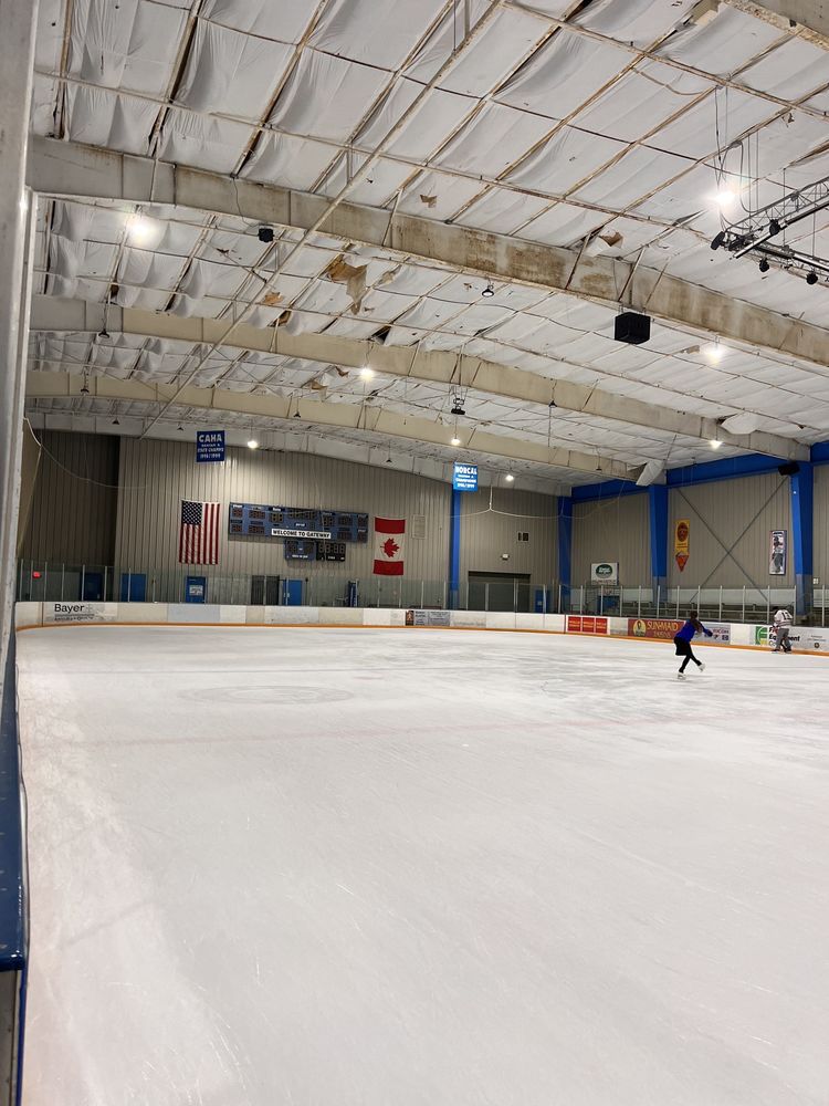 GATEWAY ICE CENTER - Updated November 2024 - 20 Photos & 41 Reviews ...
