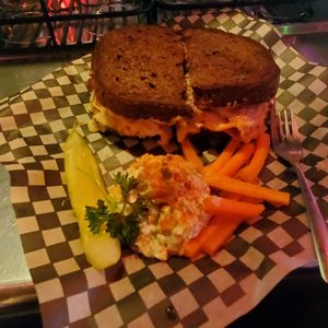 GOOSE HOLLOW INN - 203 Photos & 279 Reviews - 1927 SW Jefferson St ...