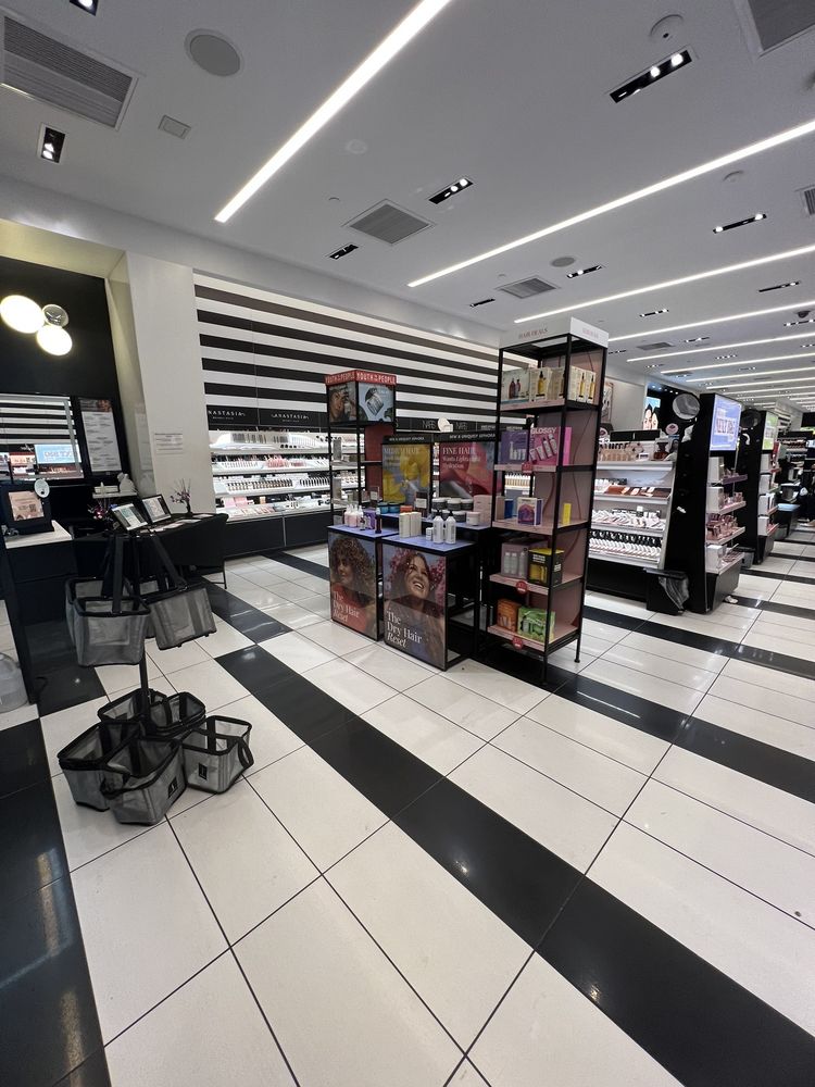 SEPHORA - Updated December 2025 - 15 Photos & 96 Reviews - 60 31st Ave ...