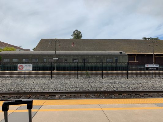 SANTA CLARA CALTRAIN STATION - 119 Photos & 47 Reviews - 1001 Railroad ...