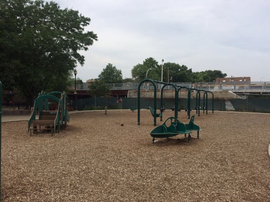 WALSH PARK - Updated July 2025 - 13 Photos - 1722 N Ashland Ave ...
