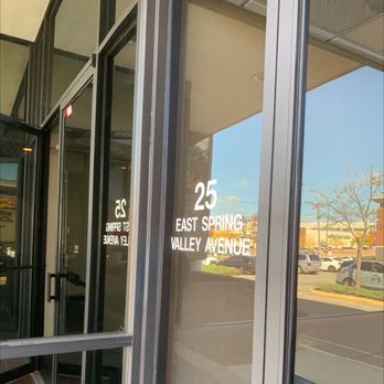 ROSSAKIS CARDIOVASCULAR CENTER - Updated November 2025 - 25 E Spring ...