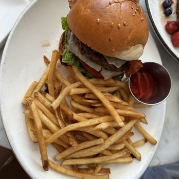 SONSIE - New American Restaurant - 327 Newbury St, Boston ...