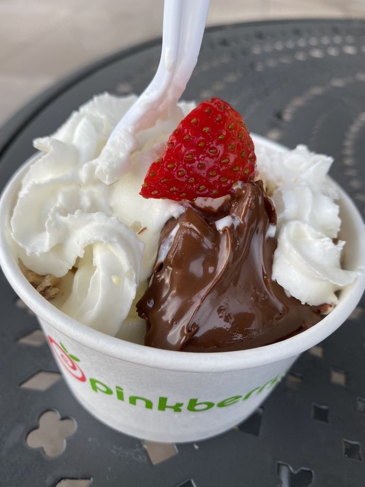 PINKBERRY - 123 Photos & 159 Reviews - 4708-1/2 Admiralty Way, Marina ...