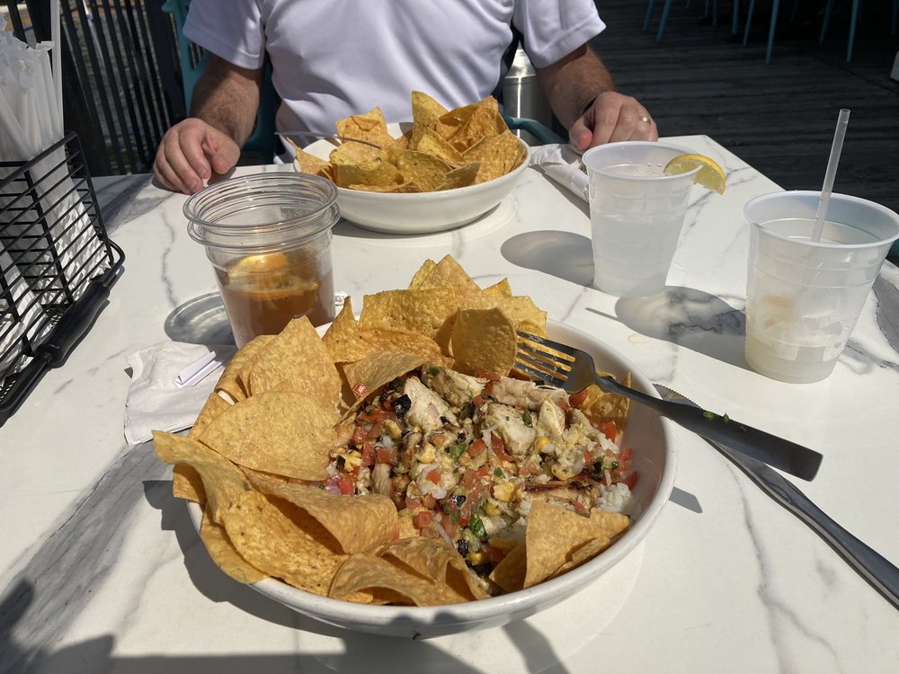 THE FISH - Updated June 2024 - 67 Photos & 163 Reviews - 61 Lakeside Dr ...