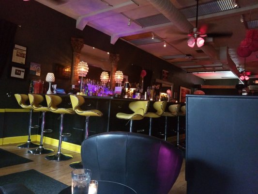 GIGI’S ON FAIRMOUNT - 227 Photos & 281 Reviews - 3477 Fairmount Blvd ...