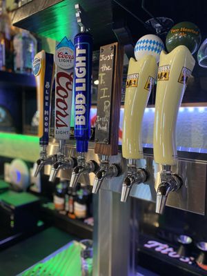 THE IRISH PUB - Updated October 2025 - 22 Photos & 25 Reviews - 1910 W ...