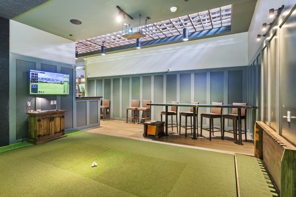 TEEBOX INDOOR GOLF CLUB - Updated December 2025 - 51 Photos & 30 ...