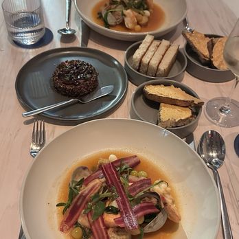 GREYWIND - Updated December 2025 - 254 Photos & 90 Reviews - 451 10th ...