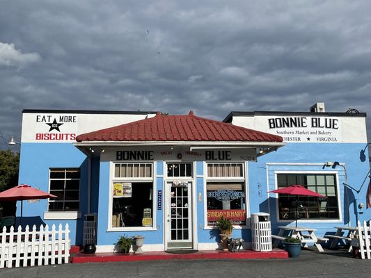 BONNIE BLUE - Updated February 2026 - 641 Photos & 862 Reviews - 334 W ...