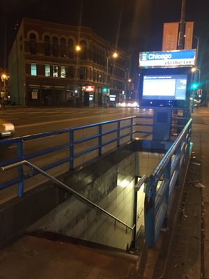 CTA - BLUE LINE CHICAGO STATION - Updated December 2025 - 11 Photos ...
