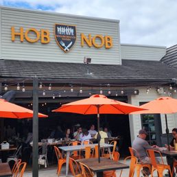 HOBNOB NEIGHBORHOOD TAVERN - Updated December 2025 - 470 Photos & 559 ...