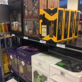 AAFES EXPRESS SHOPPETTE - Updated December 2025 - 16 Photos - 1796 ...