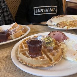 BUTTERCUP PANTRY RESTAURANT - Updated October 2025 - 526 Photos & 594 ...