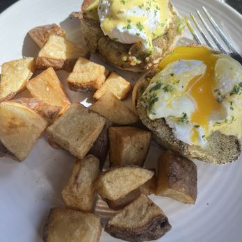 CENTO - Updated July 2024 - 698 Photos & 509 Reviews - 122 W Mifflin St ...