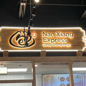 DUMPLING DISTRICT - Updated March 2025 - 96 Photos & 33 Reviews - 9210 ...