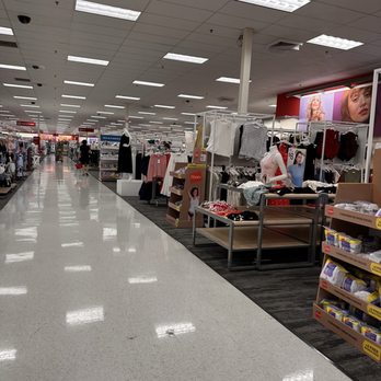 TARGET - Updated November 2025 - 22 Photos & 15 Reviews - 26650 Ford Rd ...
