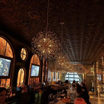 MONA - Updated August 2025 - 106 Photos & 55 Reviews - 1308 Chestnut St ...