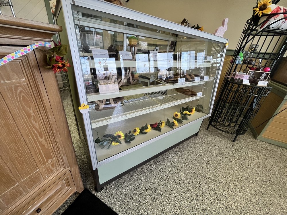 NEVER FORGOTTEN BAKERY - Updated July 2025 - 24071 Orchard Lake Rd ...