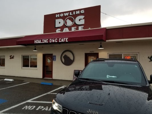 HOWLING DOG CAFE - 71 Photos & 56 Reviews - 2626 S Main St, Lakeport ...