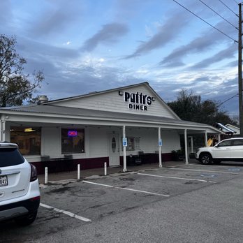 PATTI’S DINER - Updated July 2025 - 34 Photos & 39 Reviews - 3811 ...