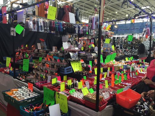 THE RAG MARKET - Updated December 2024 - 11 Photos - Rag Market Upper ...