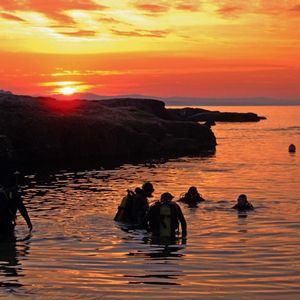 HANGAR 18 - EAST RIVERSIDE - Updated September 2024 - 19 Photos & 56 ...