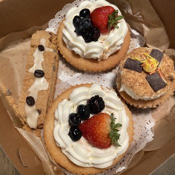 STARRY LANE BAKERY - Updated July 2025 - 485 Photos & 532 Reviews ...