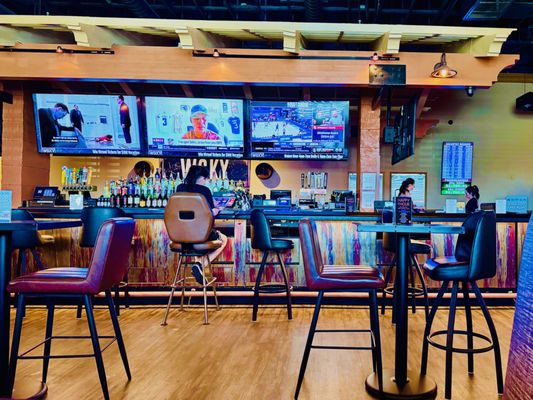 WSKY BAR + GRILL - Updated May 2026 - 53 Photos & 28 Reviews - 2992 W ...