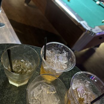 OAK TREE LANES BOWLING AND SPORTS BAR - Updated January 2025 - 111 ...