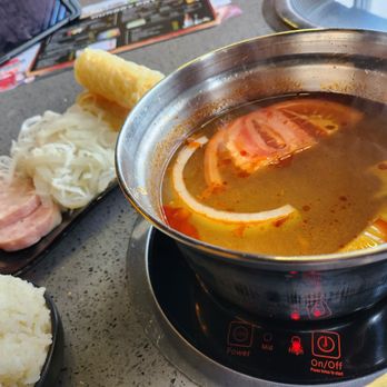 HUNGRY POT KOREAN BBQ & HOT POT - Updated July 2024 - 142 Photos & 54 ...