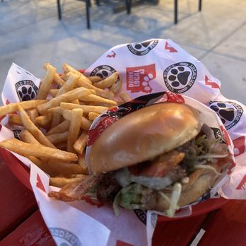 UNCLE BEAR’S GRILL & TAP GREENFIELD - Updated November 2024 - 124 ...