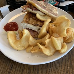 TASTE OF SMITHFIELD - 169 Photos & 141 Reviews - 217 Main St ...