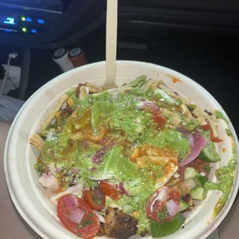 CAVA - Updated March 2025 - 103 Photos & 146 Reviews - 250 W 20th ...