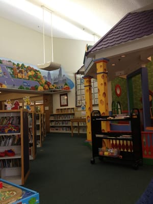 DOWNERS GROVE PUBLIC LIBRARY - Updated October 2025 - 37 Photos & 46 ...
