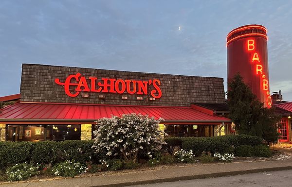 CALHOUN’S - Updated December 2025 - 114 Photos & 163 Reviews - 10020 ...