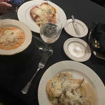 JOHN MINEO’S ITALIAN RESTAURANT - Updated January 2026 - 102 Photos ...