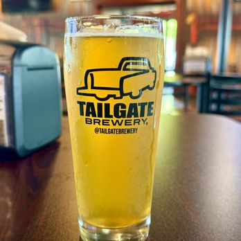 TAILGATE BREWERY MURFREESBORO - Updated August 2025 - 81 Photos & 72 Reviews - 210 Stones River ...